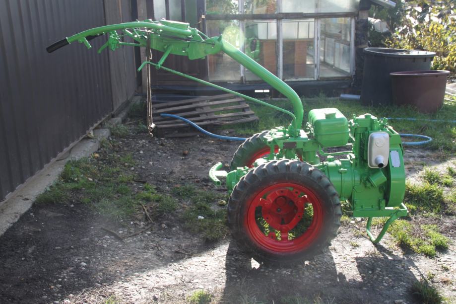 Motokultivator IMT 509 sa vučnom frezom i prikolicom