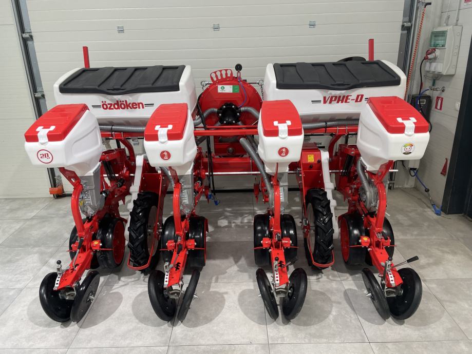 Ozdoken VPHE-DG4 Kukuruzna sijačica