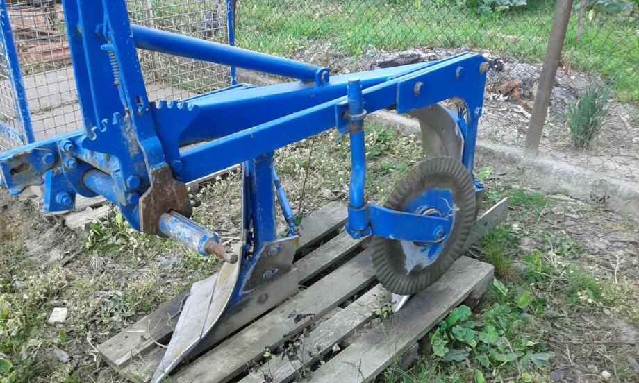 PLUG DVOBRAZDNI 12, OLT POSAVAC