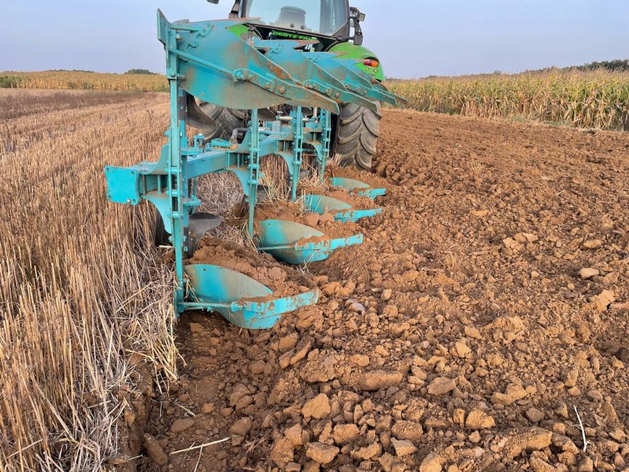 Plug Eberhardt Mengele M120 4 brazde KAO NOV