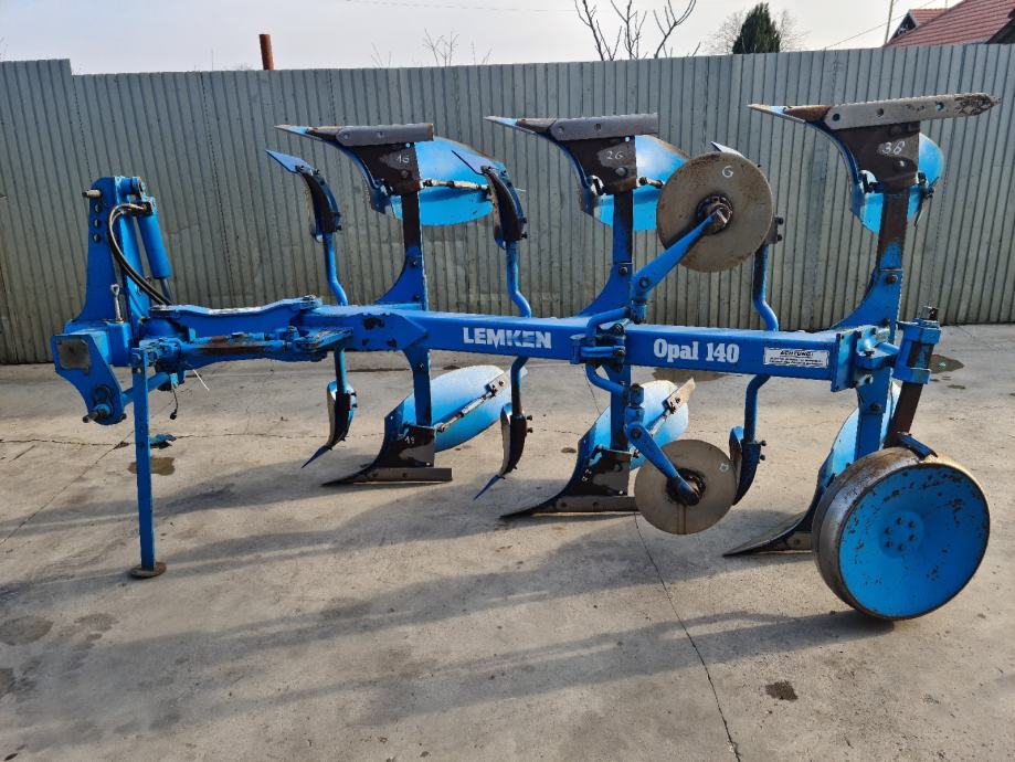 Plug Lemken Opal 110