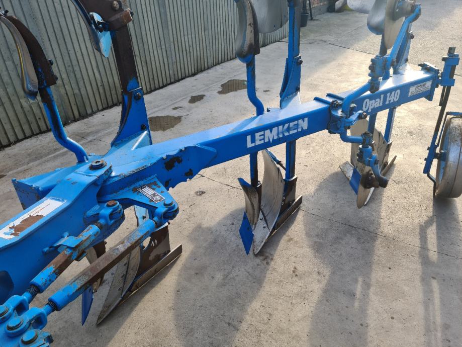 Plug Lemken Opal 110