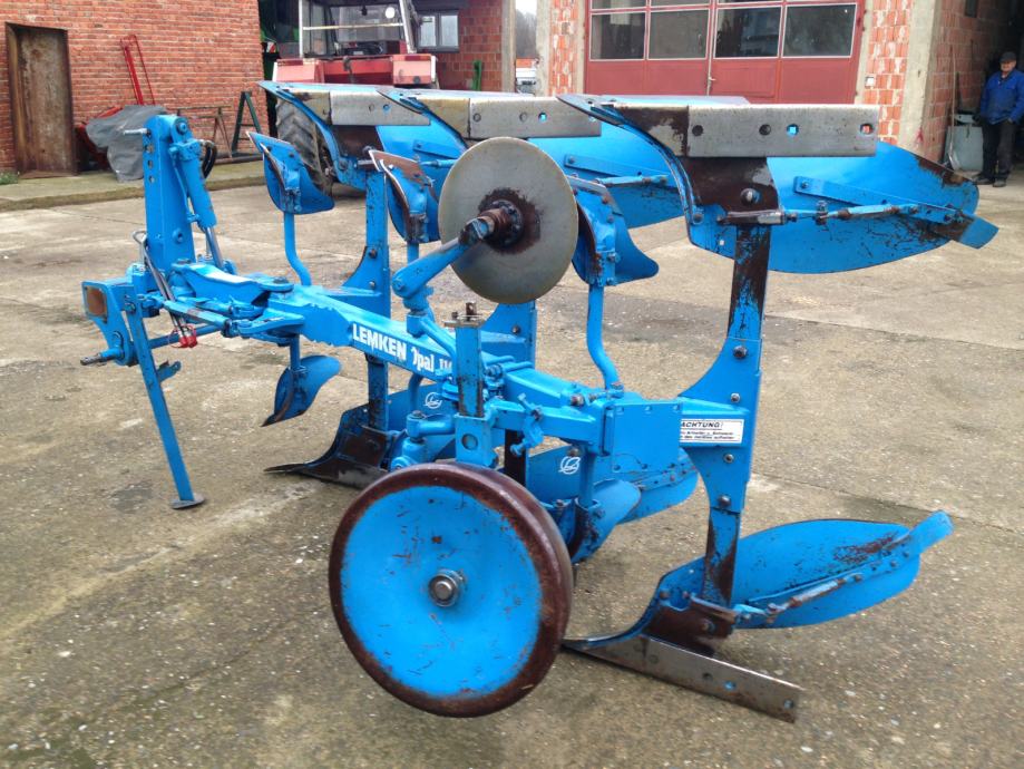 Plug Lemken OPAL 110
