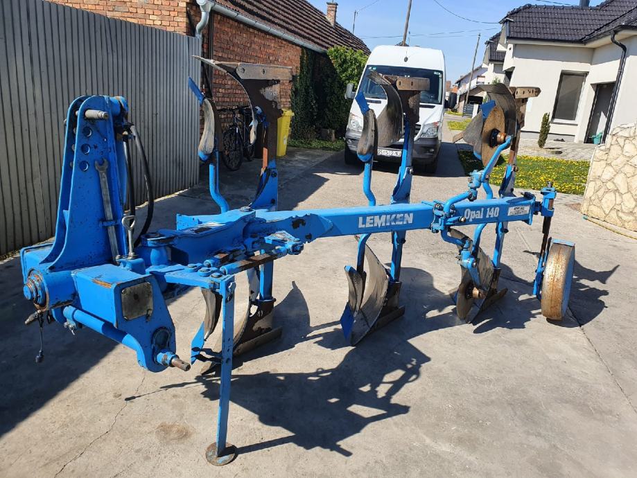 Plug Lemken Opal 140