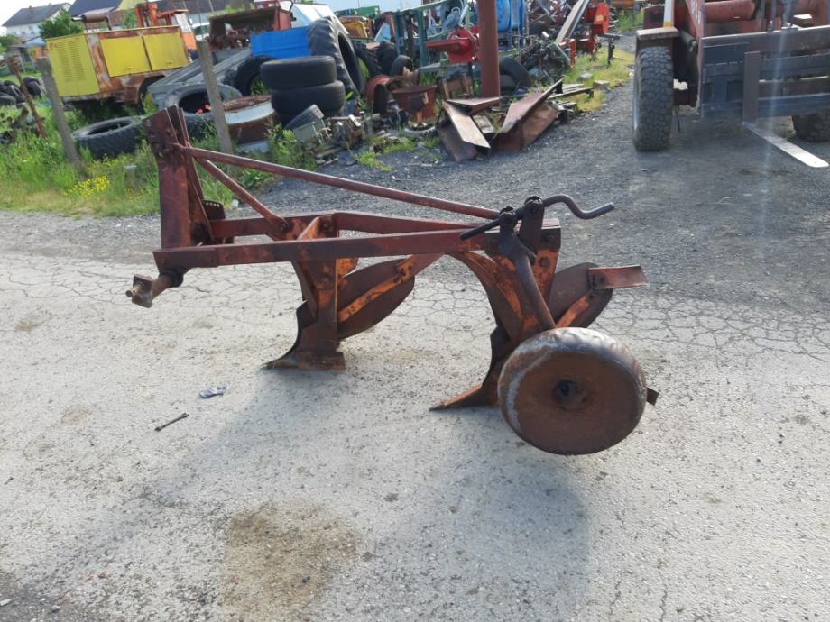 Plug leopard 14 coli sa tockom prodajem ili mjenjam