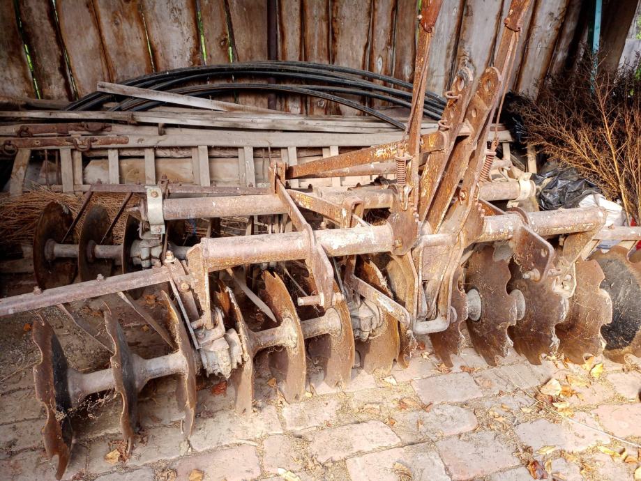 plug 2 brazde olt i tanjuraca 28 diskova prilika