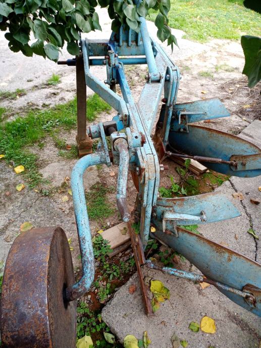 plug 2 brazde olt i tanjuraca 28 diskova prilika