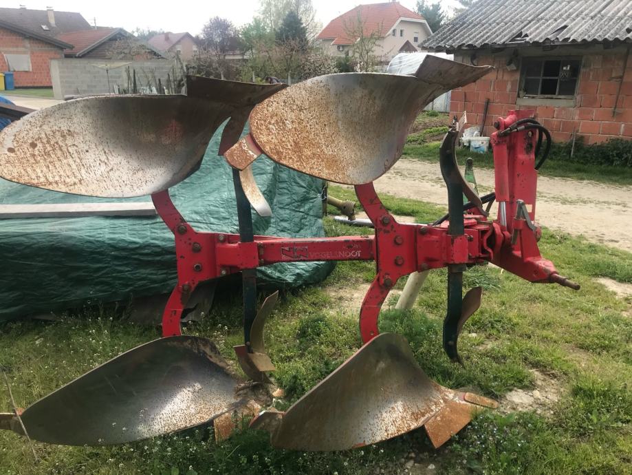 Plug vogel&noot i šprica agro mehanika nije fiksno