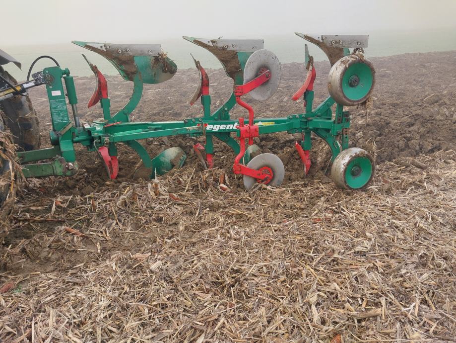 Regent CX 35 plug 3 brazde