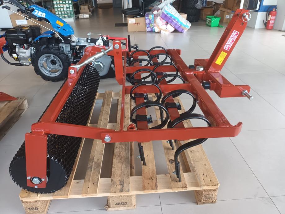 Sjetvospremač s valjkom za male traktore – EM-11