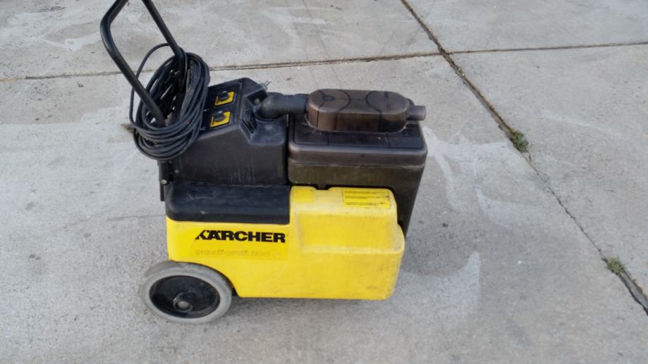KARCHER PUZZI PROFESIONAL 200 STROJ ZA KEM. PRANJE