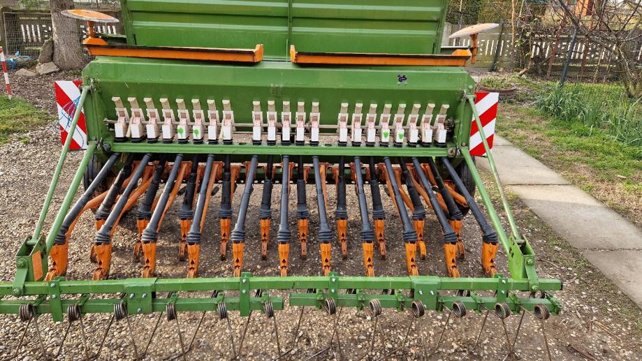 Amazone D8 - 25 SPECIAL