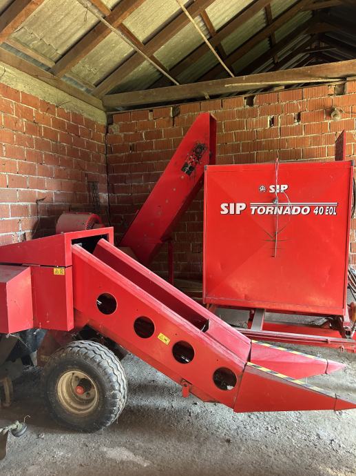 Berač kukuruza Sip Tornado 40 jednoredni s ventilatorom