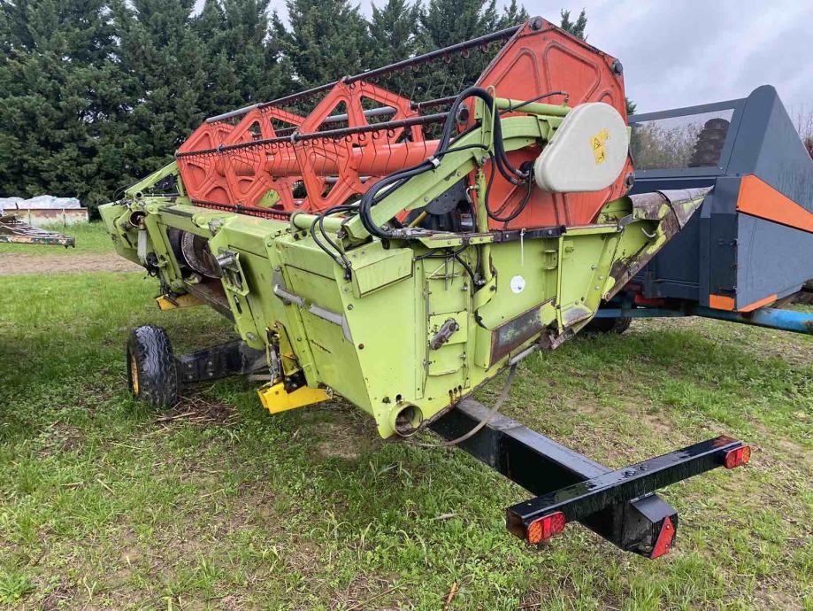 Claas heder C540