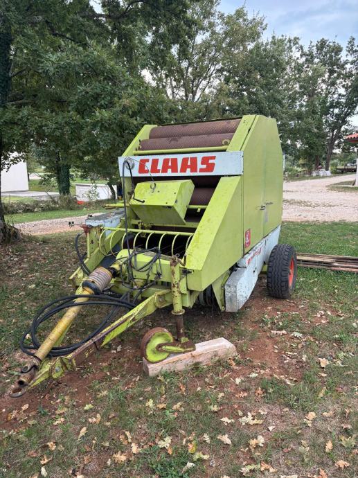 Rabljena rolo balirka claas