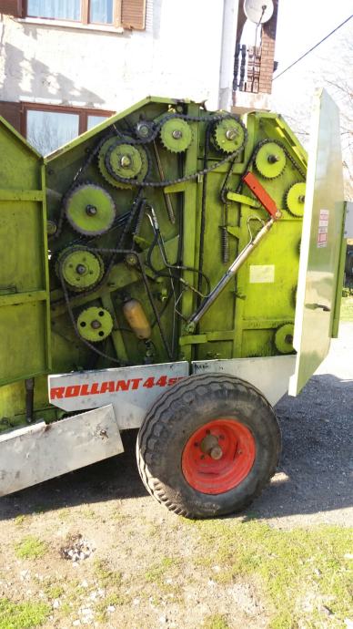 Rolo balirka Claas Rollant