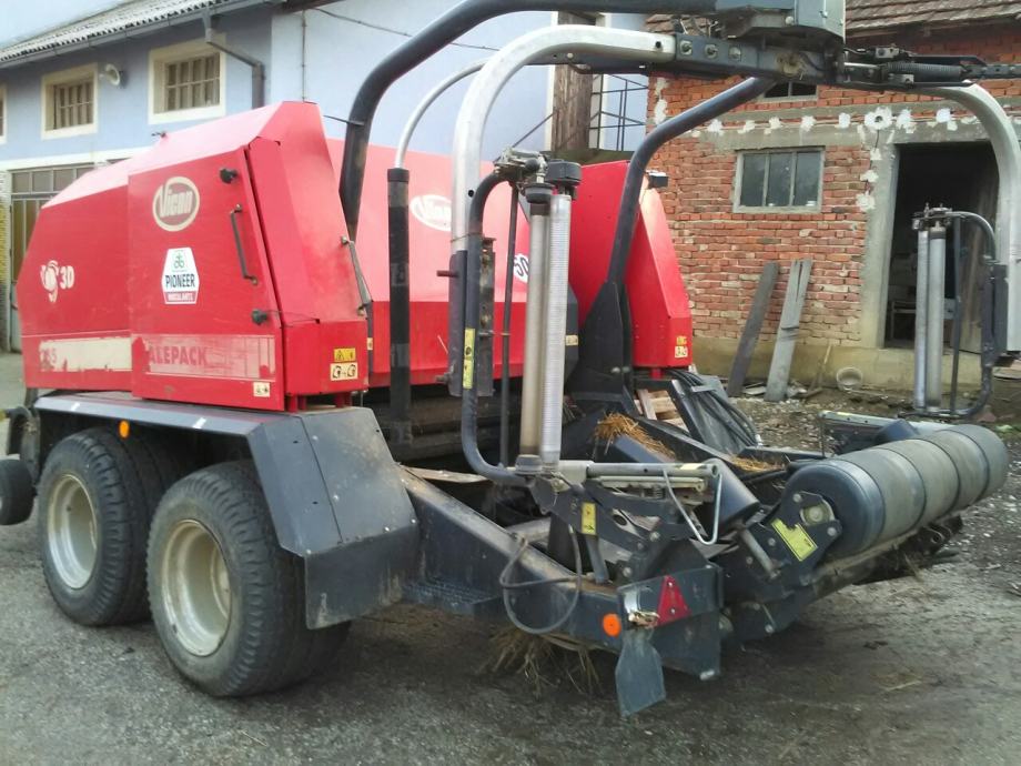 Rolo balirka Vicon RF135