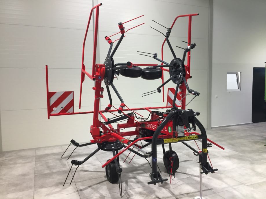 SIP SPIDER 555/4 Okretač sijena / trave