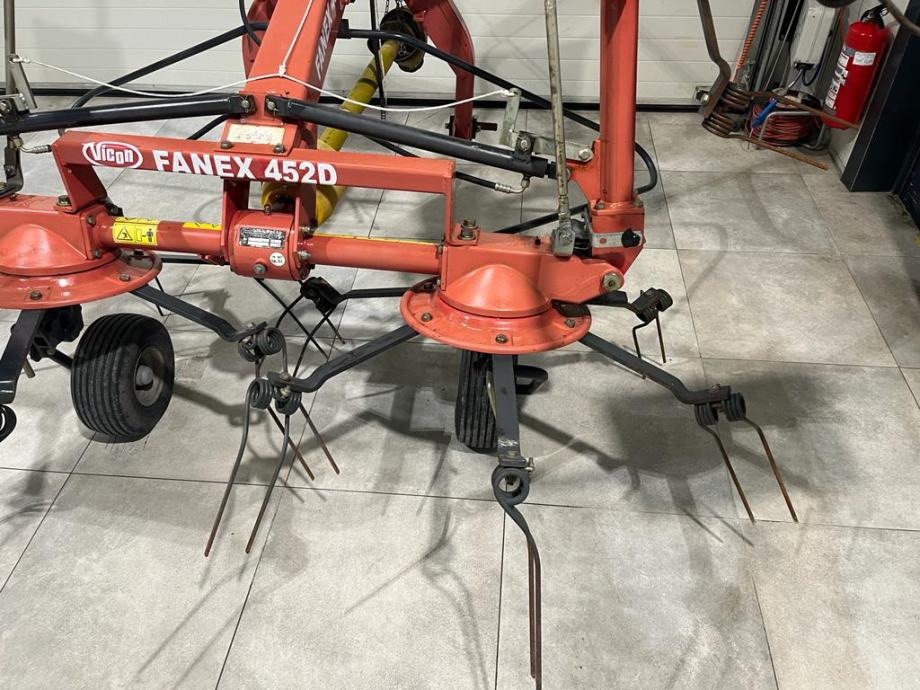 Vicon FANEX 452D Okretač