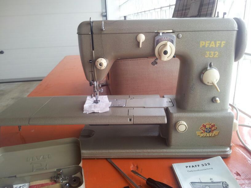 Šivaća mašina PFAFF 332