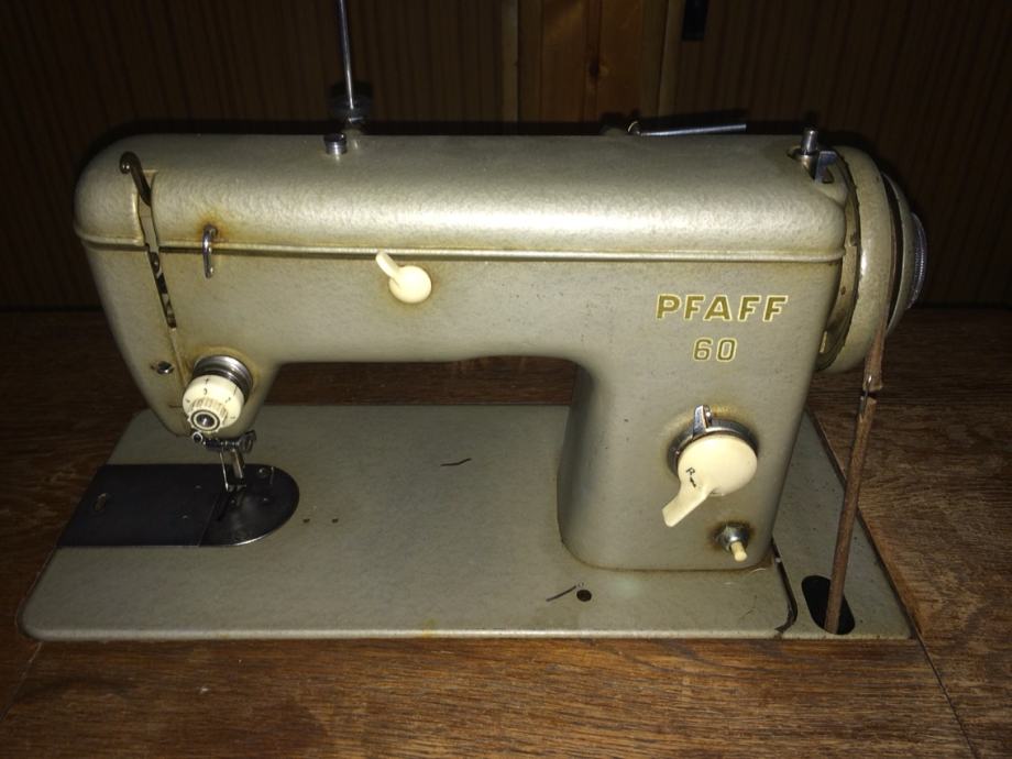 Šivača mašina PFAFF 60