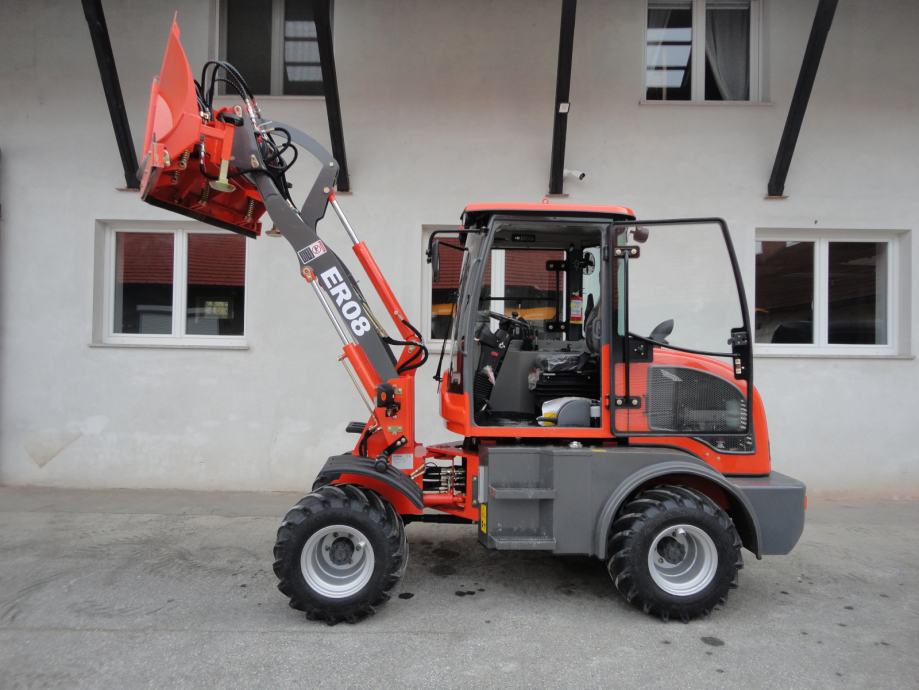 Utovarivač EVERUN ER08