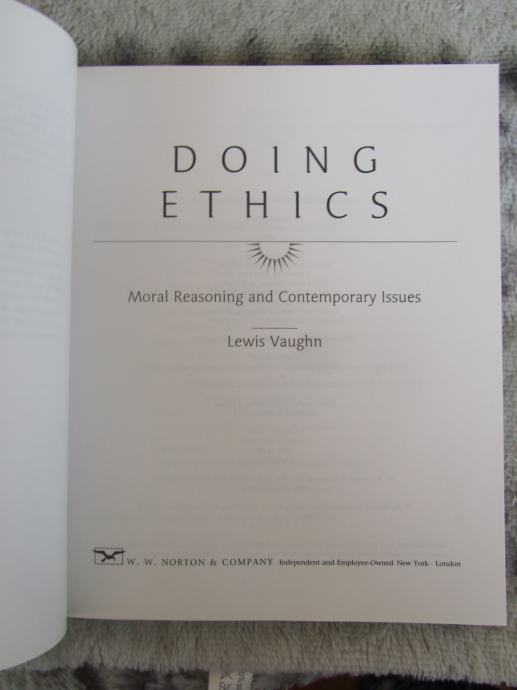 Lewis Vaughn-Doing Ethics... (2008.) (NOVO)