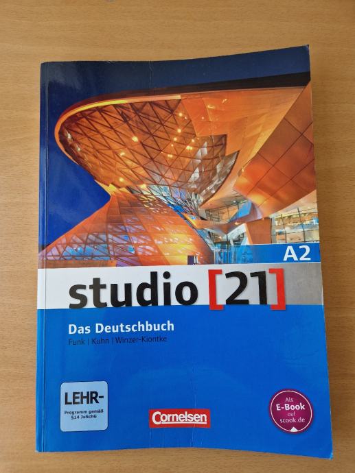 Studio 21 A2, Das Deutschbuch