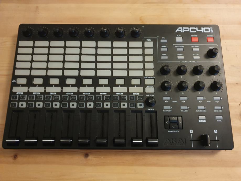 Akai apc 40 mk2