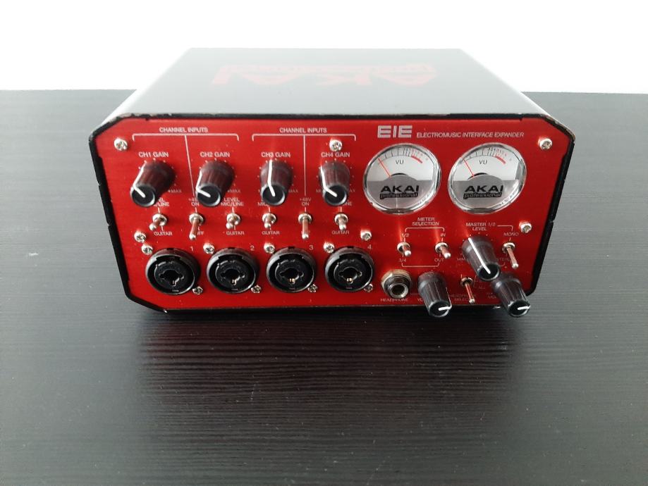 Akai EIE Pro