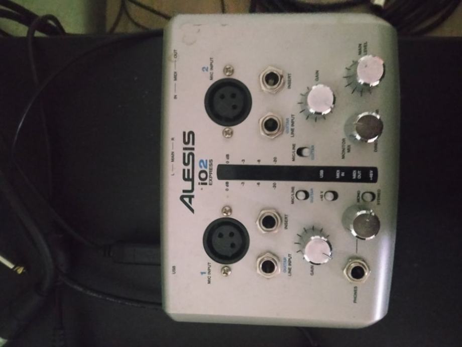 Alesis IO2 Express