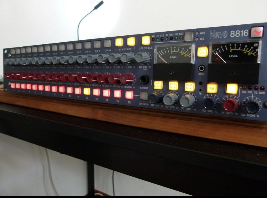 Ams Neve 8816 summing mixer
