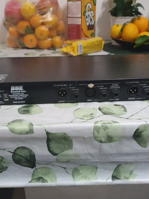 BBE professional MaxCom COMPRESSOR