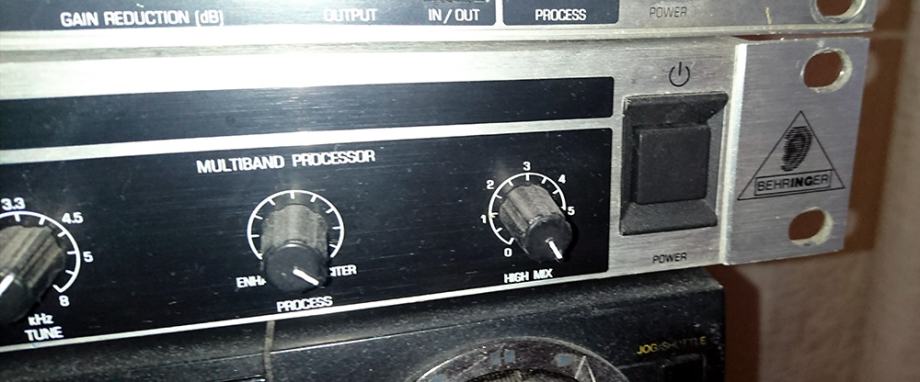 Behringer Dualfex Pro EX-2200 Multiband Sound Enhancer (*nije fiksno)