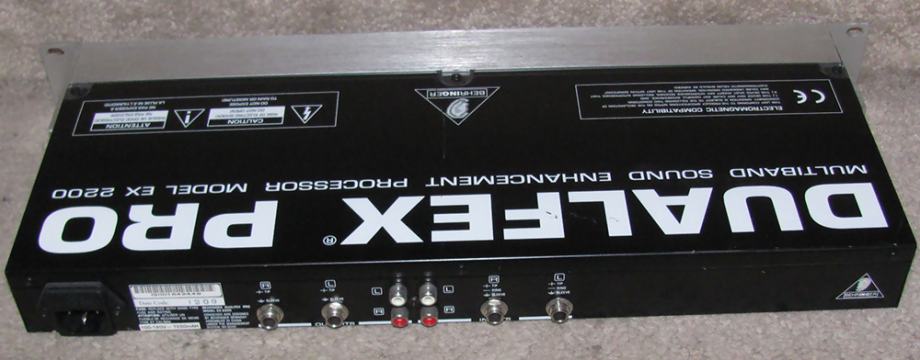 Behringer Dualfex Pro EX-2200 Multiband Sound Enhancer (*nije fiksno)