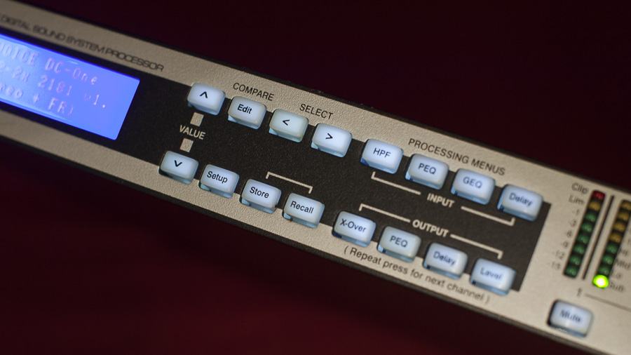 Electro Voice DC ONE skretnica - EV 2-in/6-out sound system processor