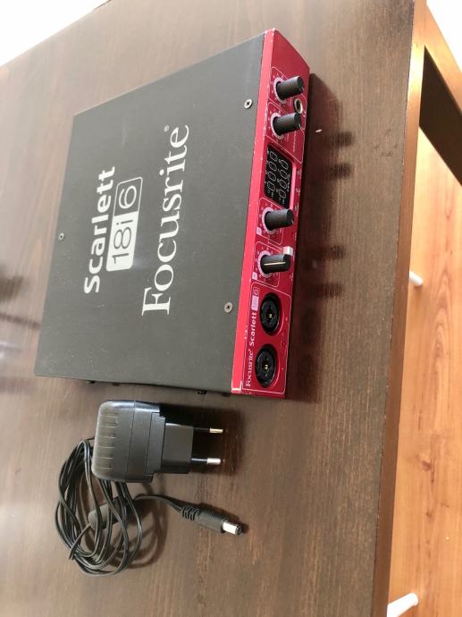 Focusrite Scarlett 18i6 _ povoljno!