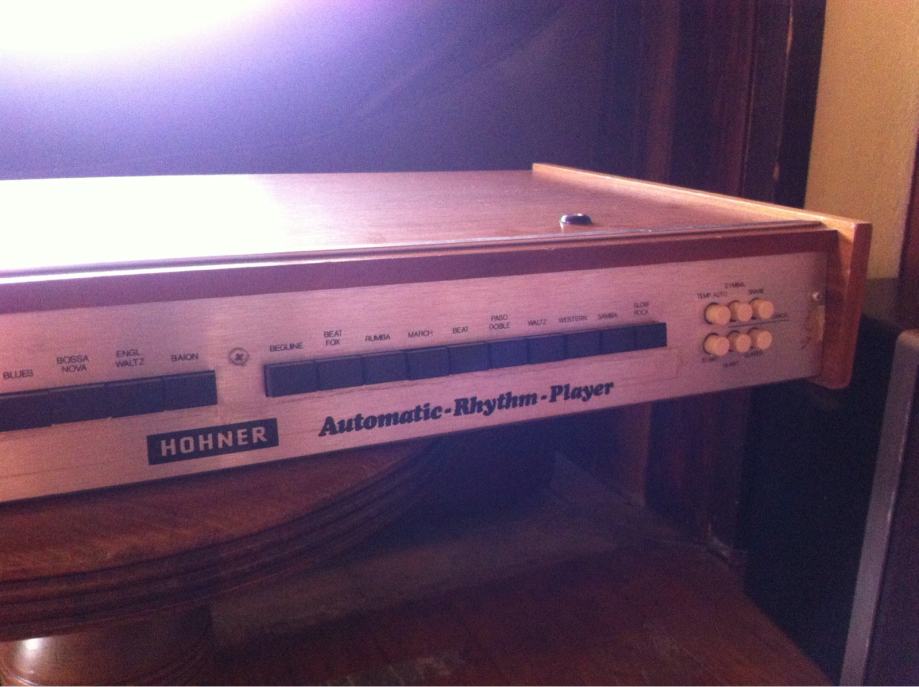 Hohner automatic rhythm player