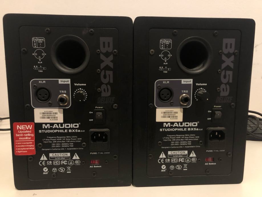M Audio BX5a Deluxe Studijski Monitori