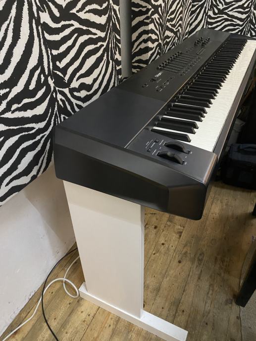 M-Audio Oxygen 88 + Stand