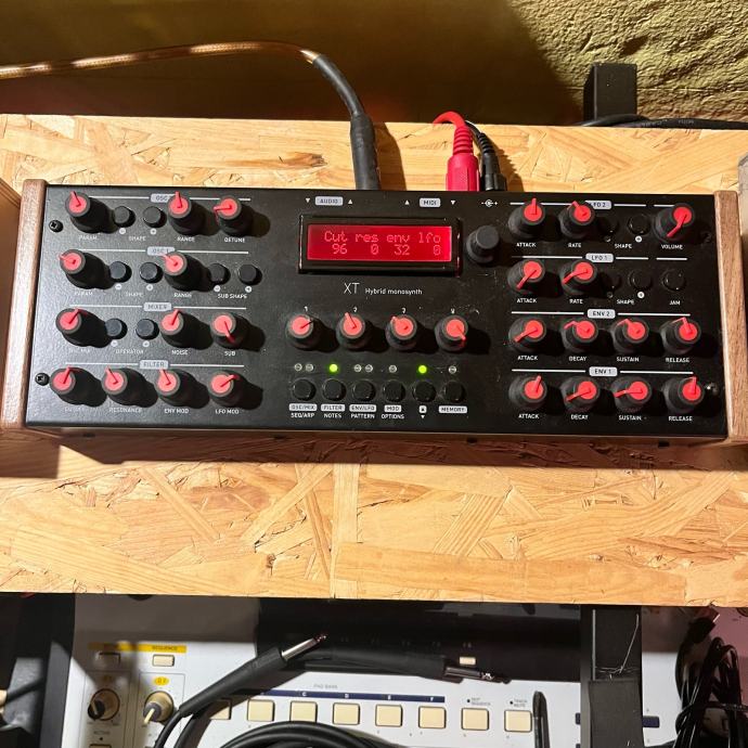 Mutable Instruments Shruthi XT