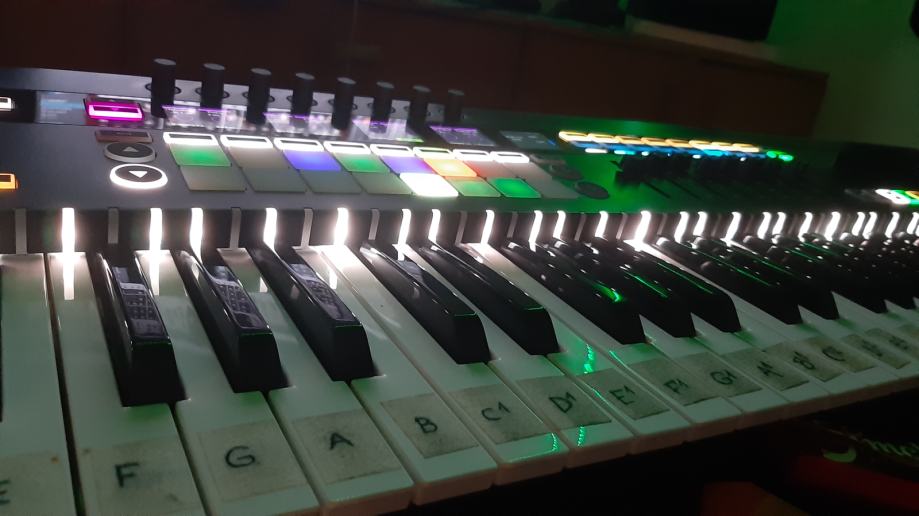 Novation SL-61 MK3 + Ableton 10 Suite