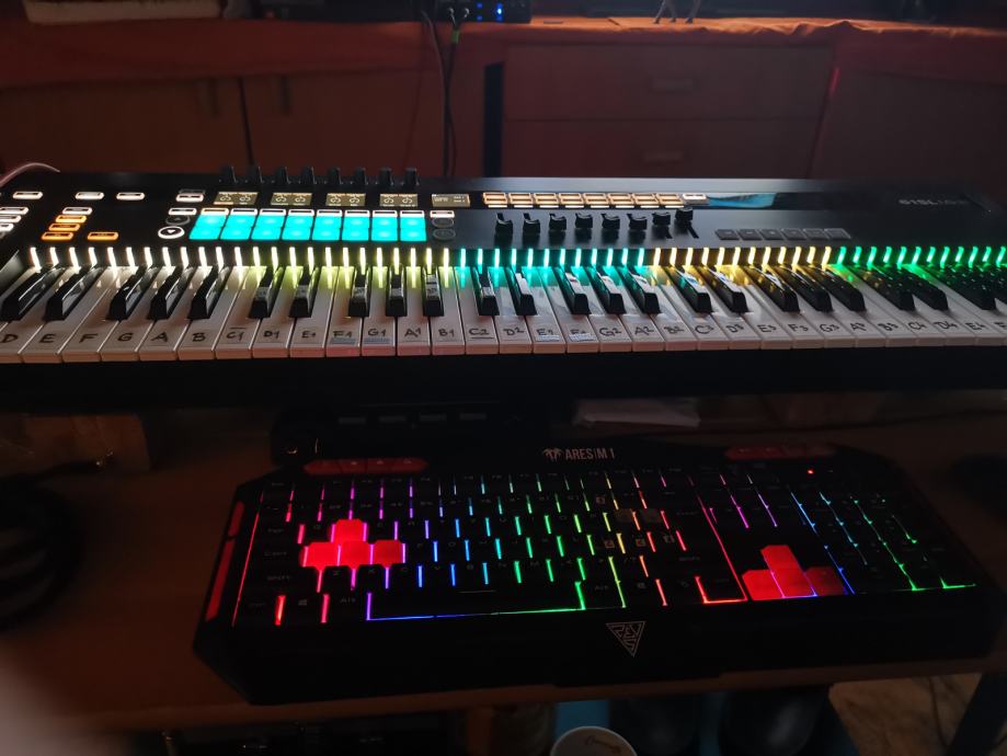 Novation SL-61 MK3 + Ableton 10 Suite