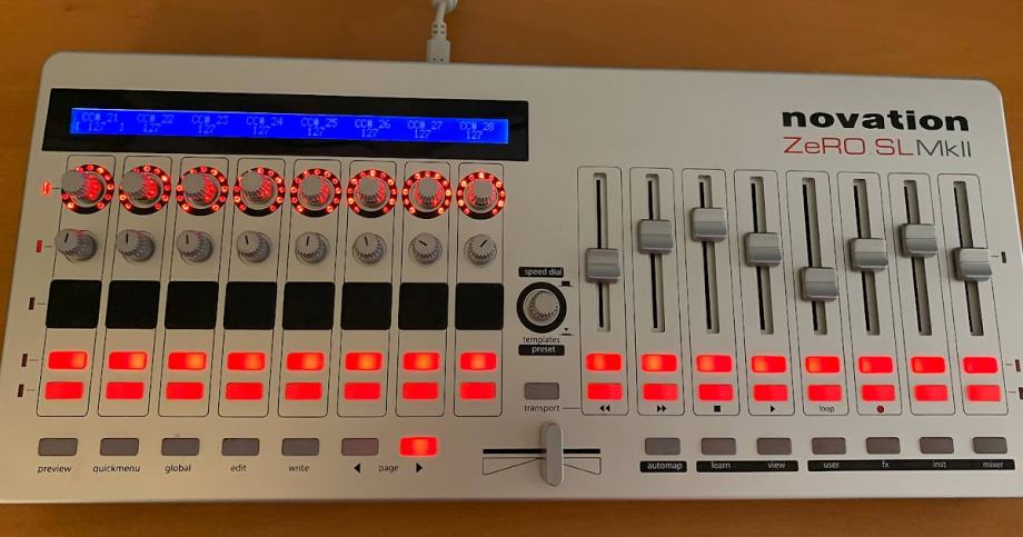 Novation Zero SL Mk II, studijski kontroler, kao novi
