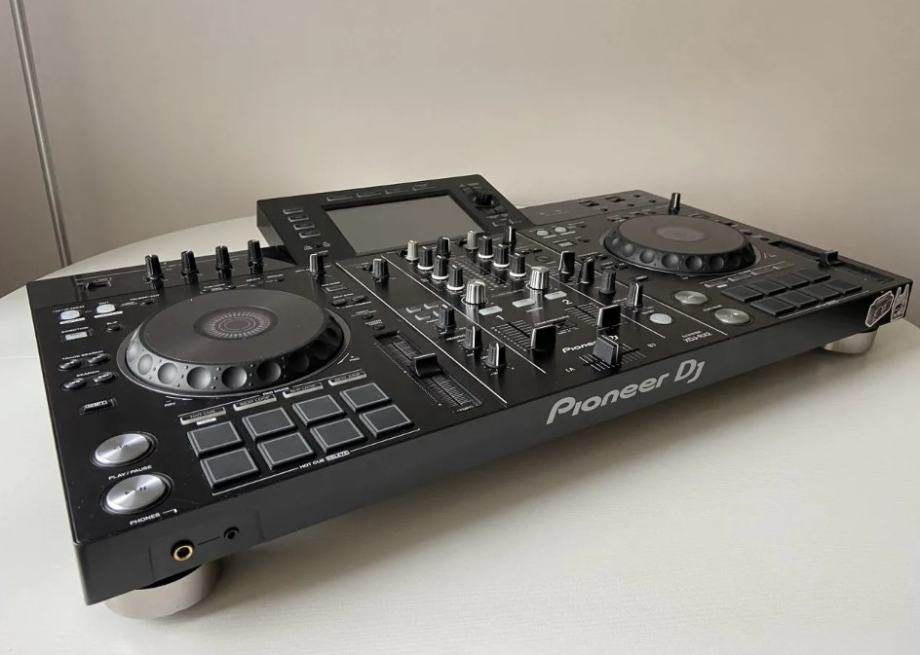 Pioneer XDJ RX2