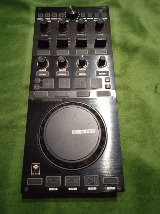 Reloop Contour IE (Interface Edition) kontroler - 250€