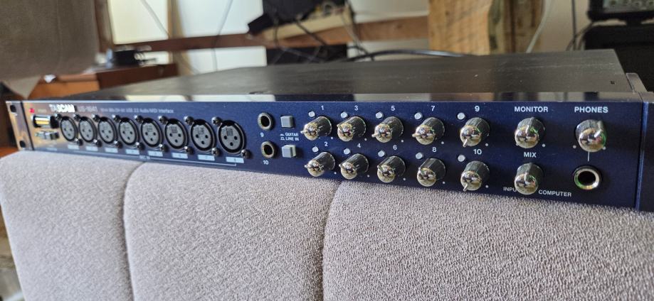 Tascam US-1641 Audio interface