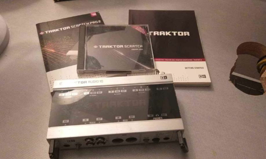 Traktor Audio 10 / Native Instruments / Komplet