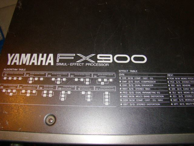 Yamaha FX900 processor za gitaru, bas, vokale, studio FX