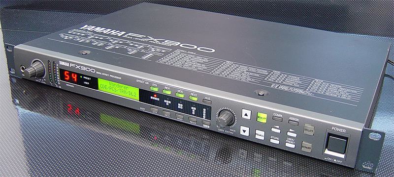 Yamaha FX900 processor za gitaru, bas, vokale, studio FX